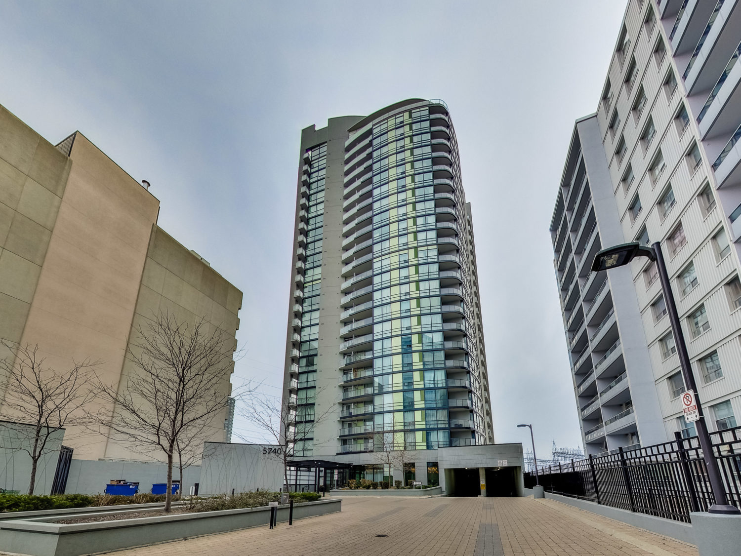 CARE Listing : 5740 Yonge Street 505